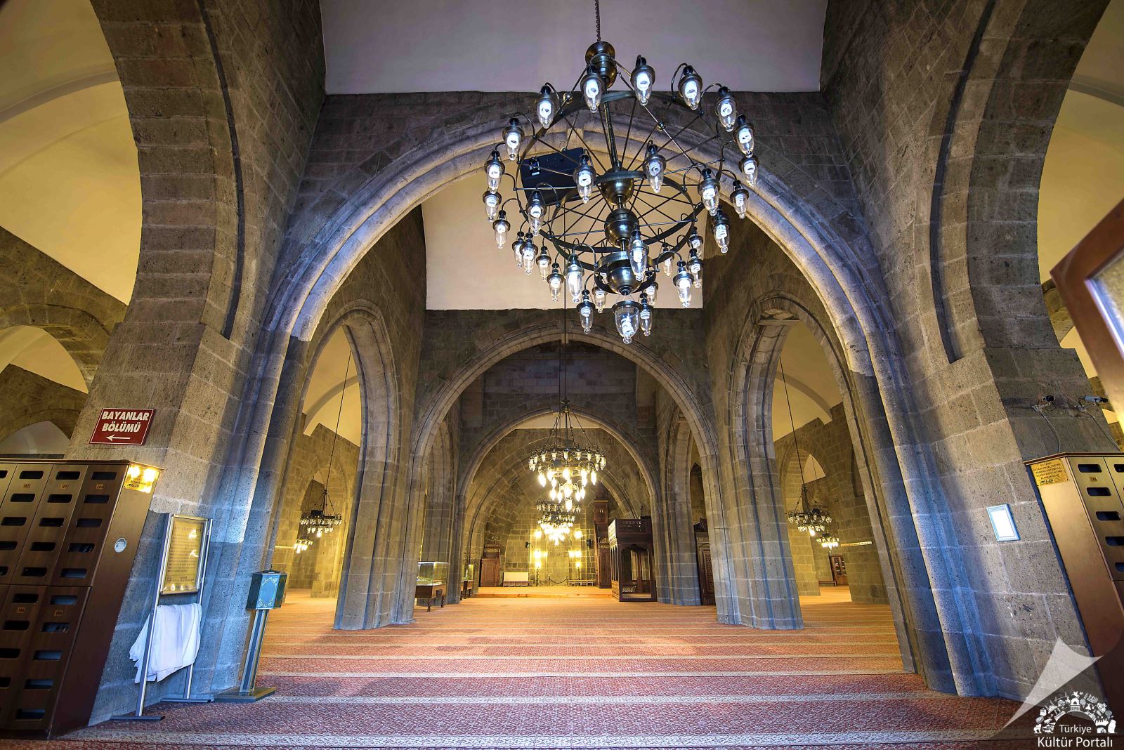 Tanıtma Genel Müdürlüğü Arşivi, Murat Öcal